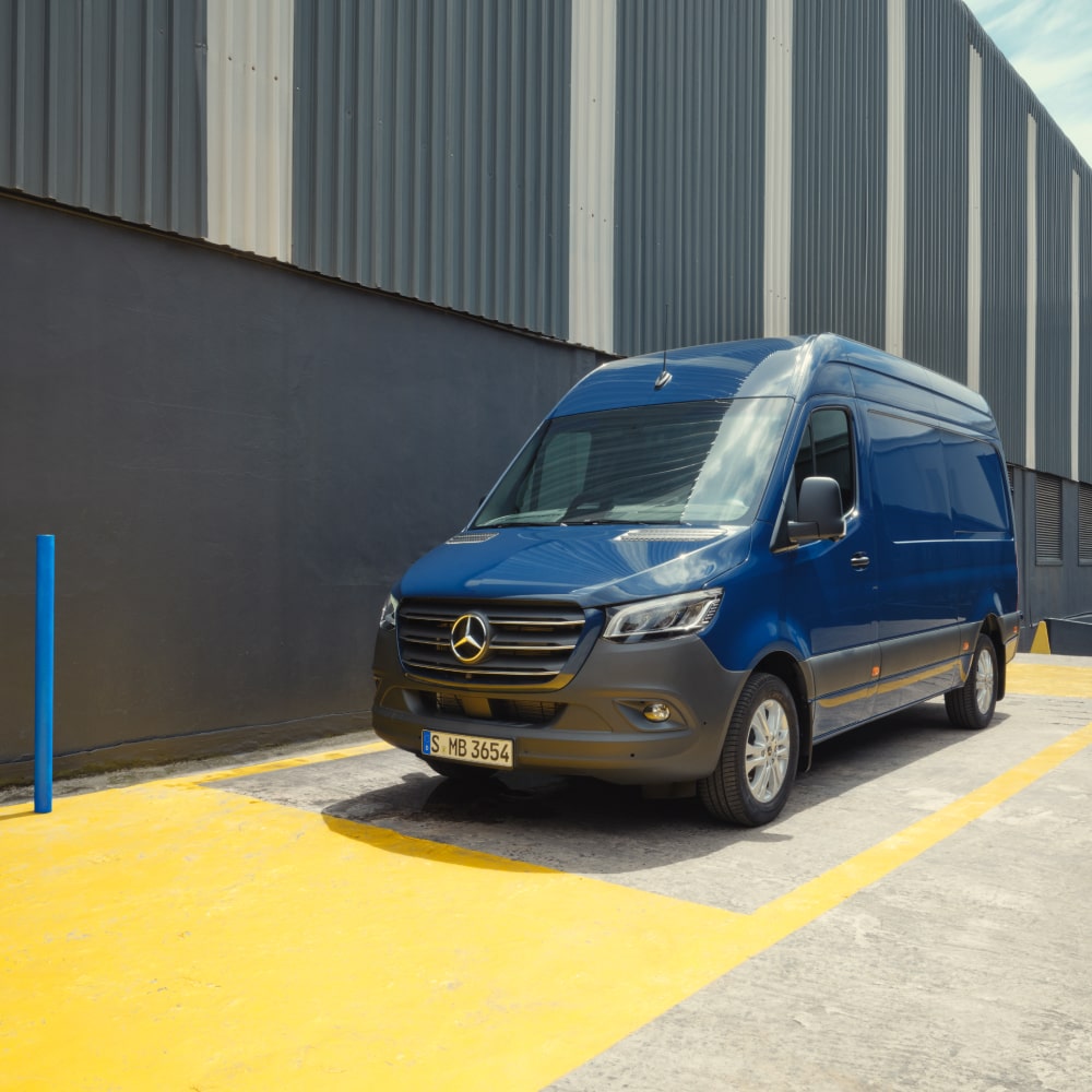 Sprinter Furgón | Dimensiones y equipamiento | Más información