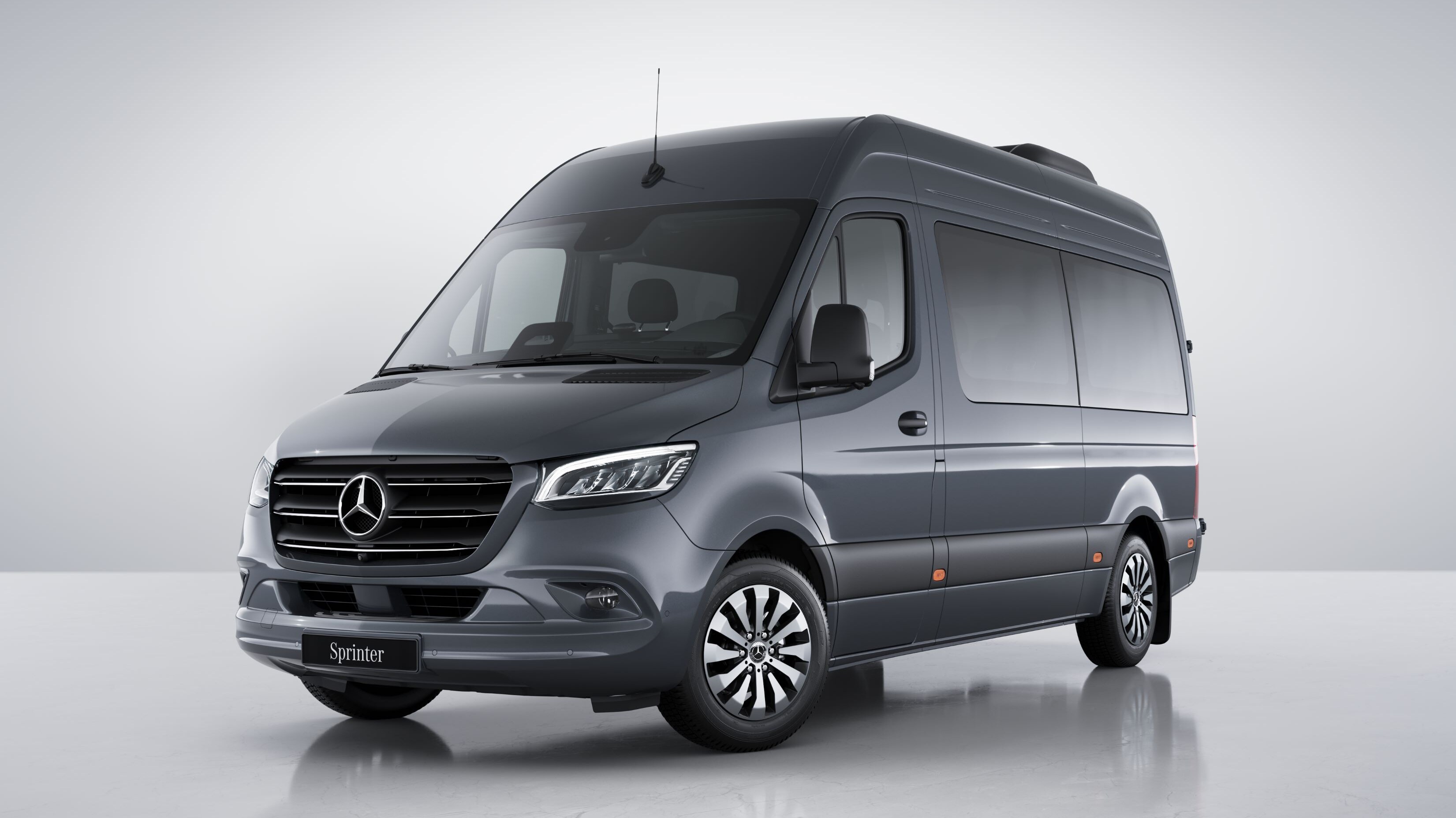 Mercedes sprinter tourer | Castellontours.com